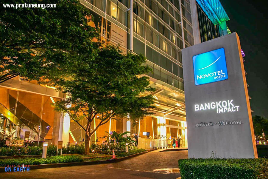 Novotel Bangkok Impact vs Ibis Bangkok Impact